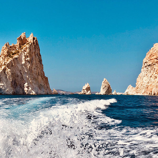 Excursión a Kleftiko y Polyegos - Espacio Grecia